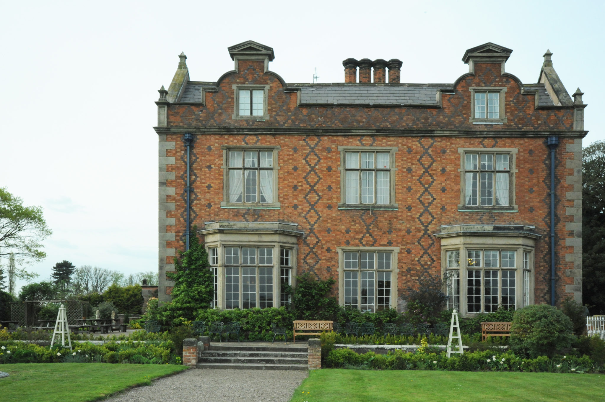 A Night at Willington Hall Hotel, Cheshire - I Don't Like Peas